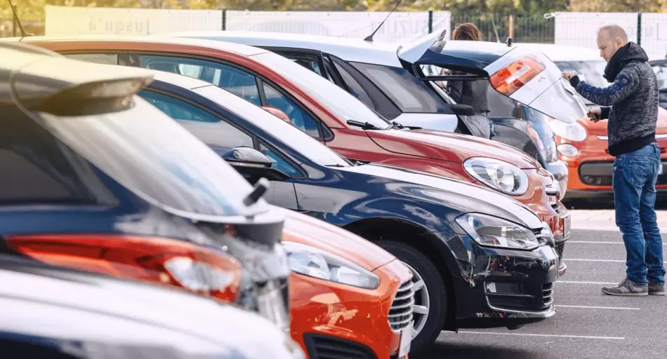 Venta de autos usados en abril 2026: nueva caída interanual y mercado ...